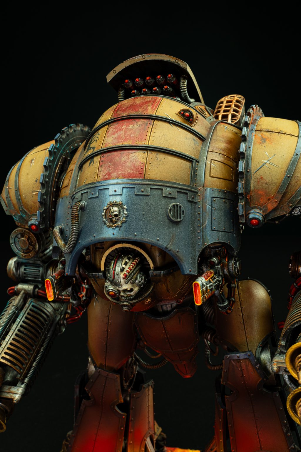 ACASTUS KNIGHT PORPHYRION - Gold - Tabletop Order
